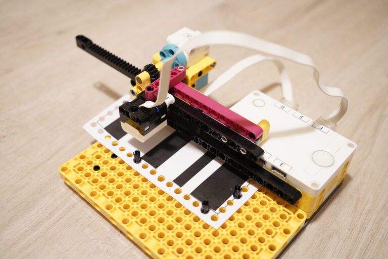 LEGO Spike Color Sensor (Prime or Essential) | Marek's microsite